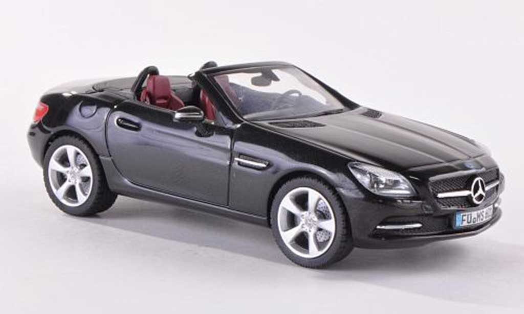 Diecast model cars Mercedes Classe SLK 1/18 Maisto black brabus ...