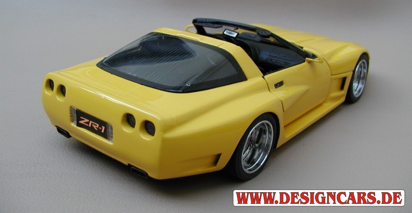 Diecast model cars Chevrolet Corvette C4 ZR1 1/18 Maisto C4 ZR1 geiger ...